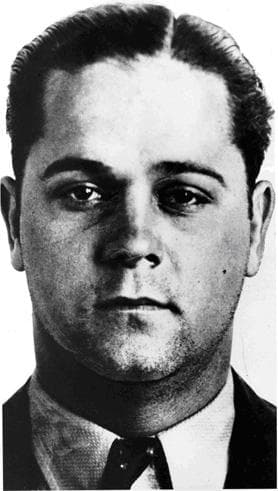 Famous Inmates at Alcatraz | List of Notable Prisoners of Alcatraz ...