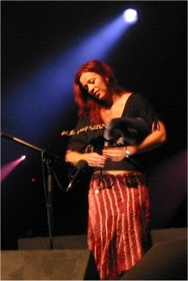 Famous Female Fiddlers | List of Top Female Fiddlers