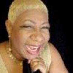 Famous Female Comedians | List of Top Female Comediennes