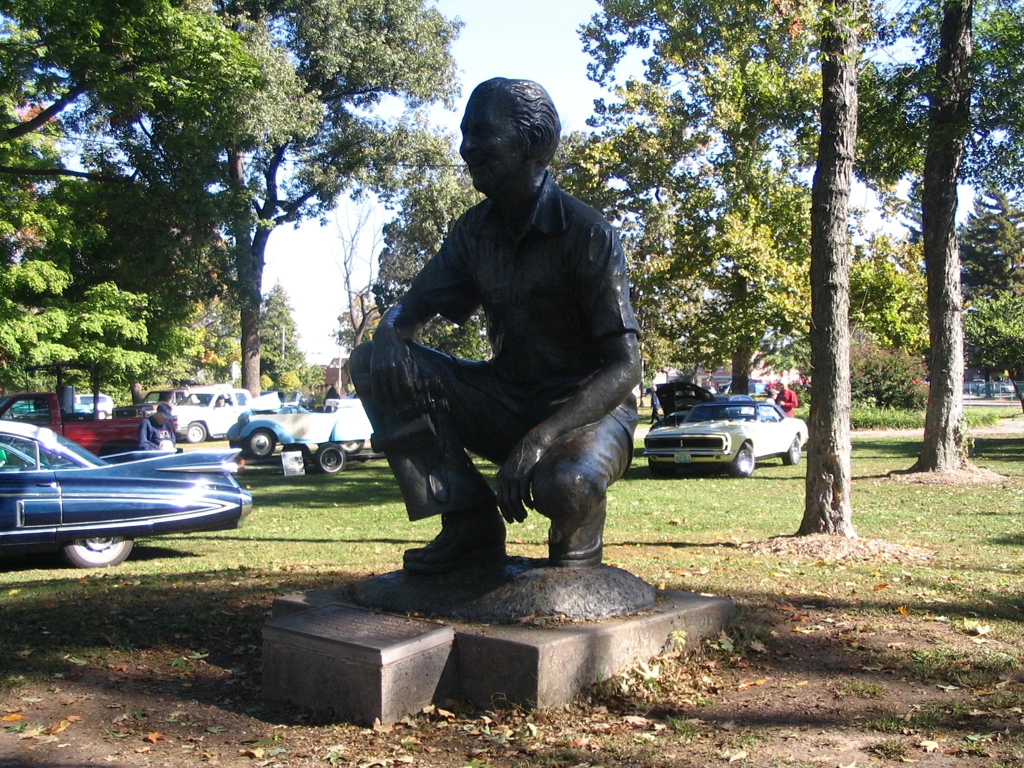 Famous Zoologists | List of the Top Well-Known Zoologists