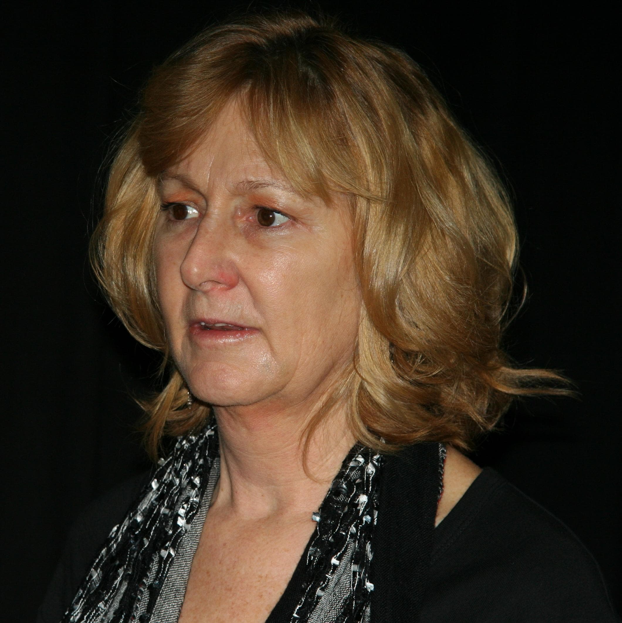 Famous Female Journalists | List of Top Female Journalists