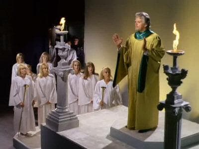 All The Invaders Episodes | List of The Invaders Episodes (47 Items)