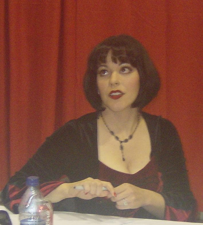 List of Famous Female Illusionists & Magicians