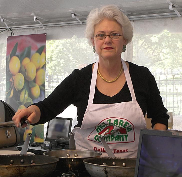 Famous Female Chefs | List of Top Female Chefs