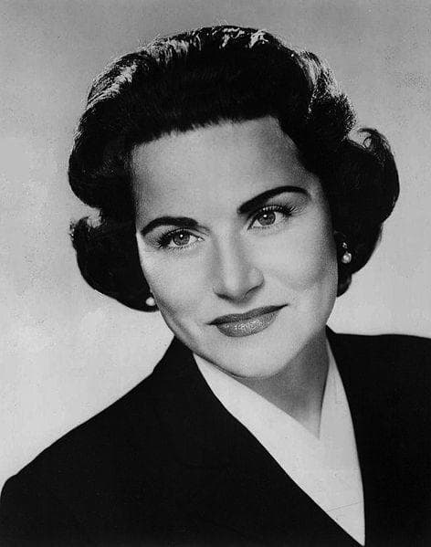 Famous Female Journalists | List of Top Female Journalists
