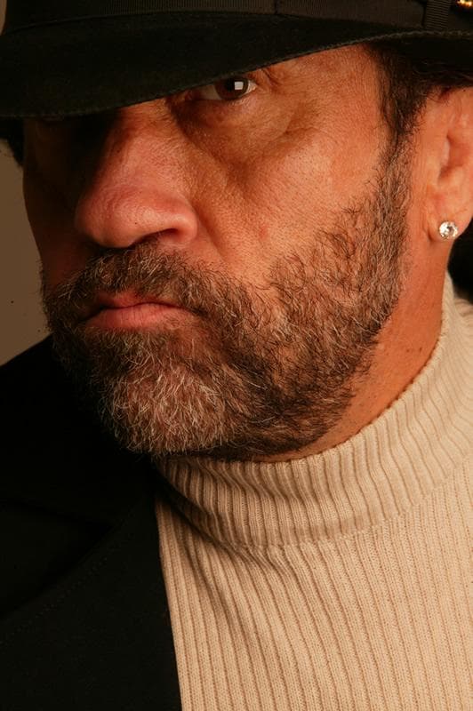 Famous People With Dwarfism | List of Celebrity Dwarfs