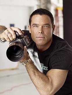 Lara Flynn Boyle's Husband, Dating and Relationship History