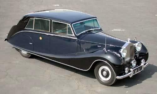 All Rolls-Royce Models: List of Rolls-Royce Cars & Vehicles (8 Items)