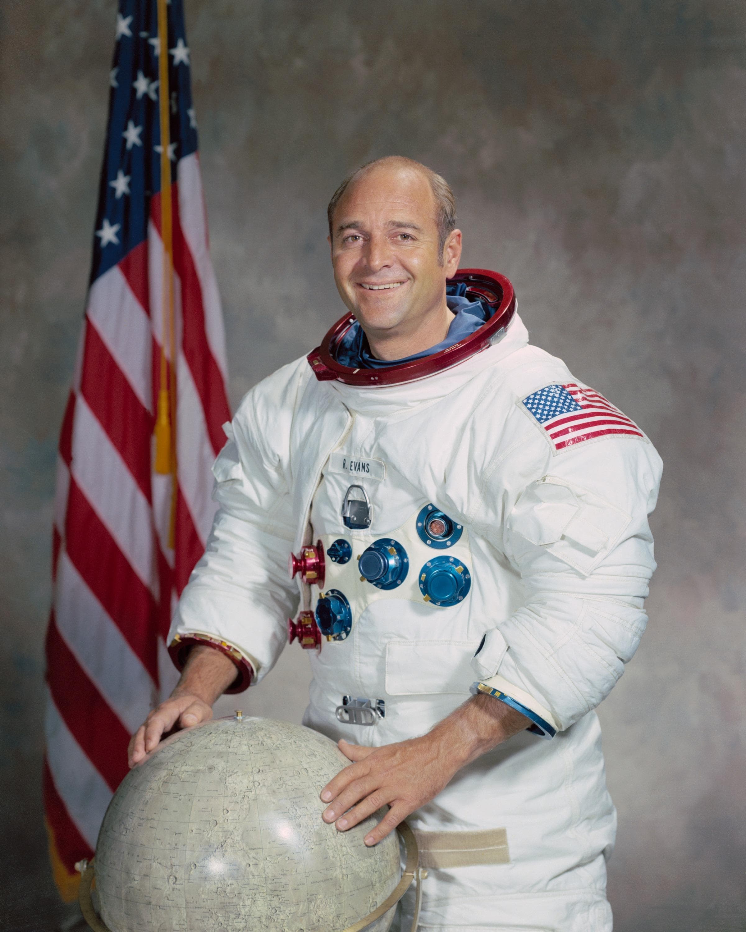 Famous Male Astronauts | List of Top Male Astronauts