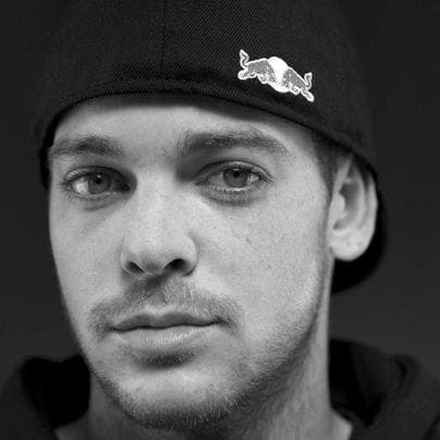 Celebrities Born in 1989 | List of Famous Men & Women Born in 1989