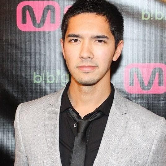 The 25 Hottest Filipino Actors, Ranked