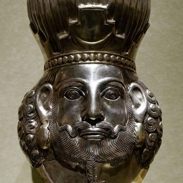 8 Babies Throughout History Who Were Kings and Queens