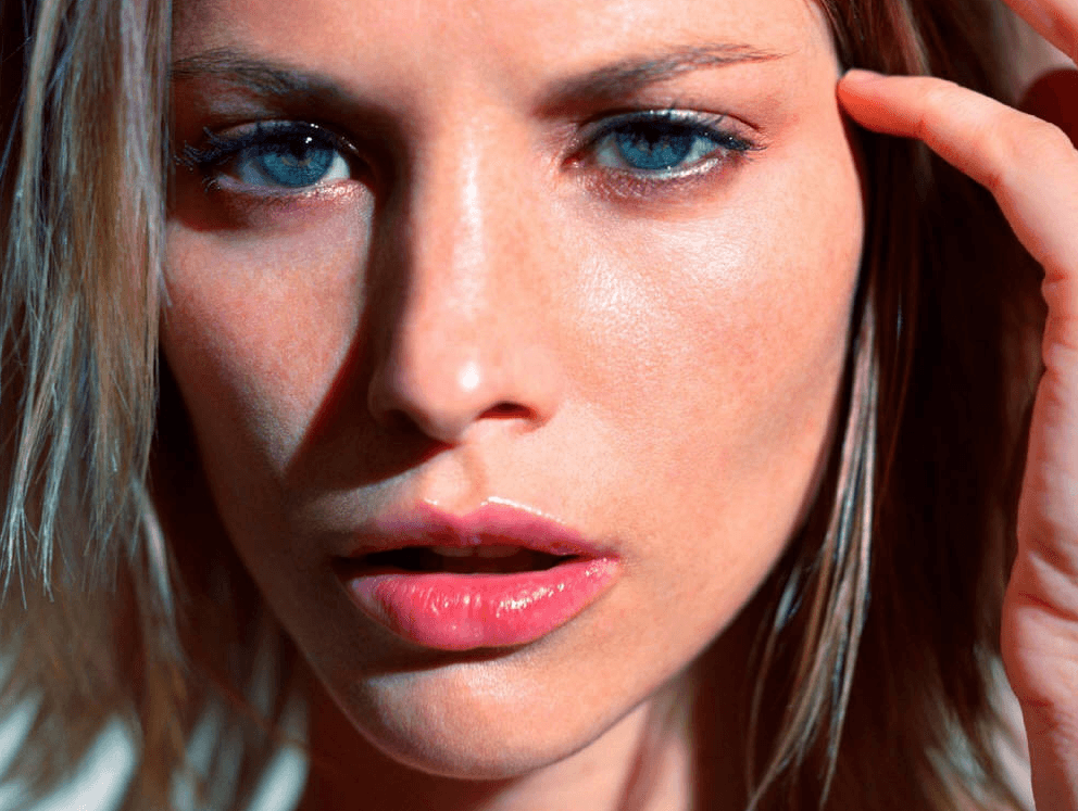 The 50+ Most Beautiful Celebrity Women With The Best Lips, Ranked