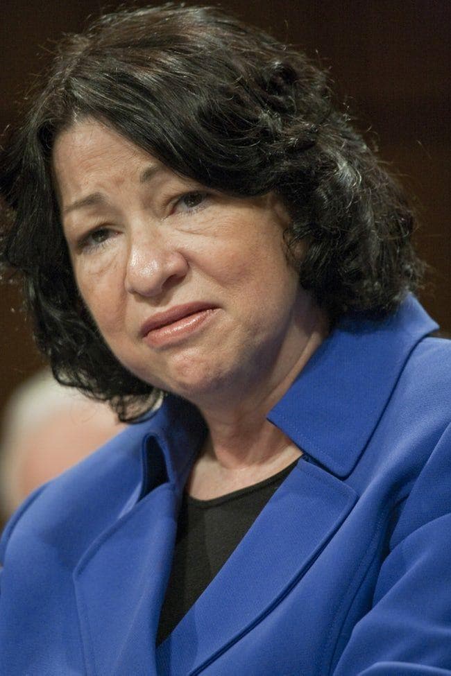 Celebrities Who Grew Up Poor | Famous People Who Had No Money Growing Up