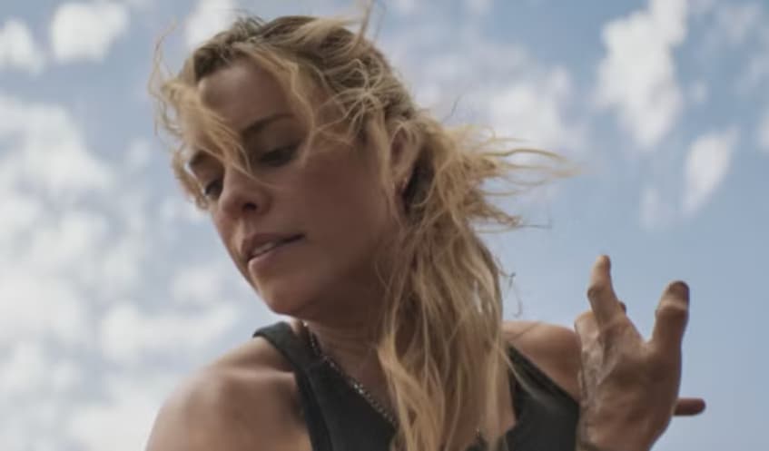 The Hottest Women In 'Mortal Kombat' (With Photos)