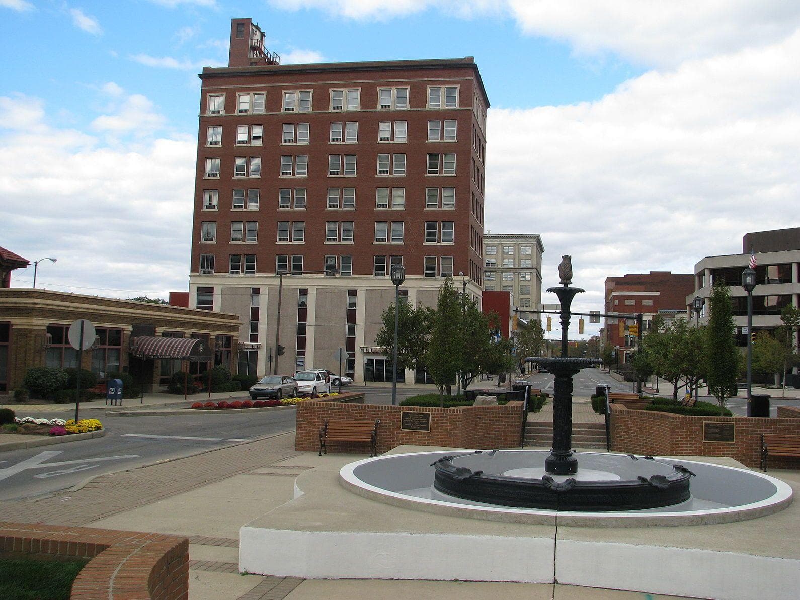 20 Small Towns With The Weirdest Claims To Fame