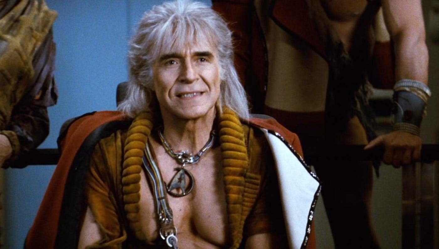 14 Villains Who Ruined Their Plans By Gloating