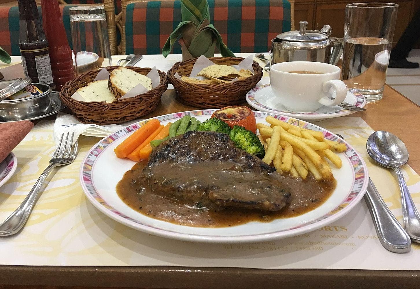 People Share Embarrassing Stories About Eating Food The Wrong Way