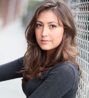 Celebrities Born in 1993 | List of Famous Men & Women Born in 1993