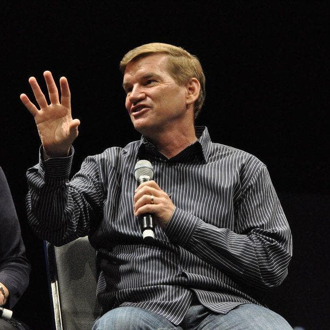 15 Famous Pastors That Fell From Grace: Scandals, Crimes, & More