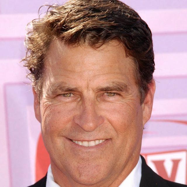 Famous Sigma Chis | Celebrities Who Were In Sigma Chi