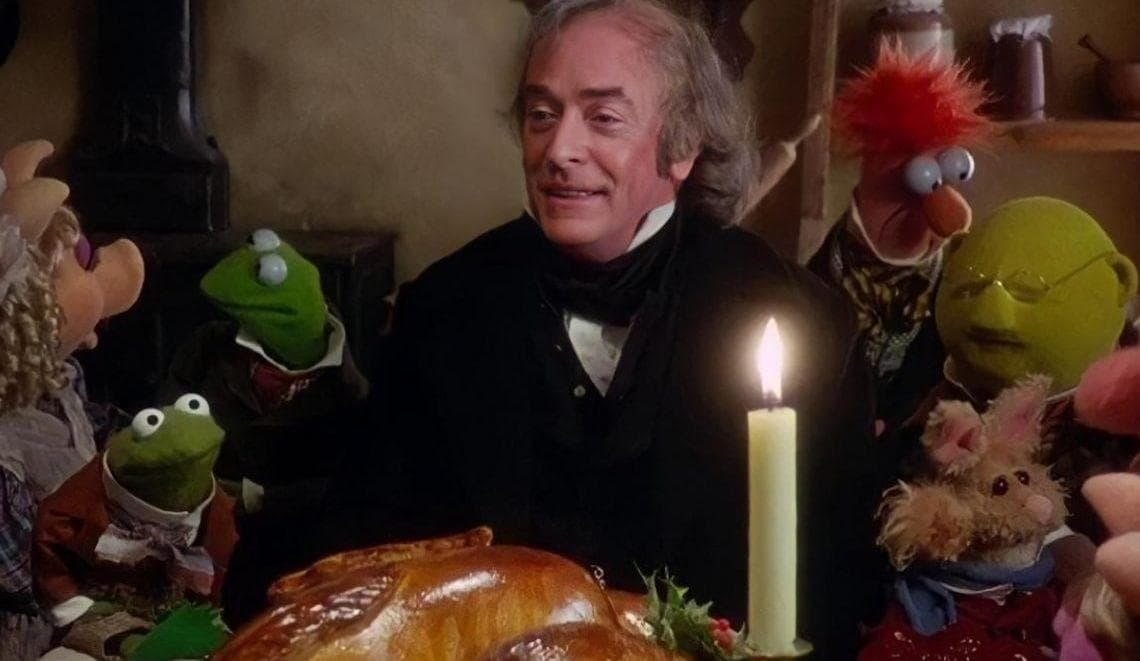 Behind-The-Scenes Stories From Holiday Movies