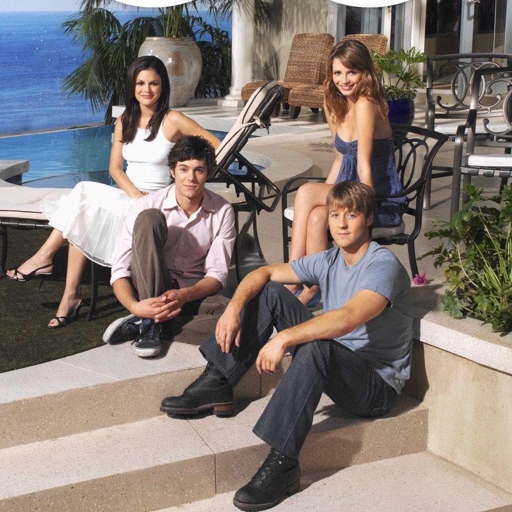 The Best Fish Out Of Water TV Shows, Ranked By Fans