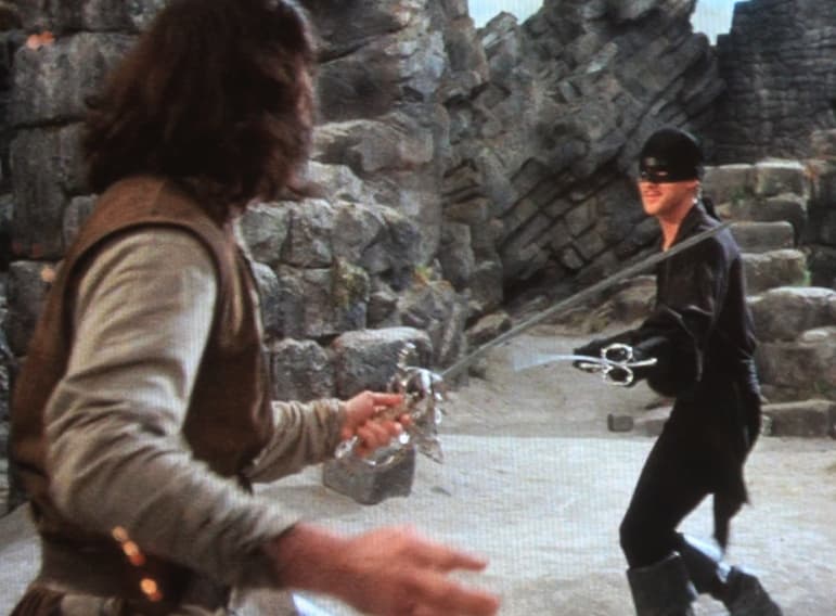 Behind-The-Scenes Facts About Rom-Coms We Learned In 2023