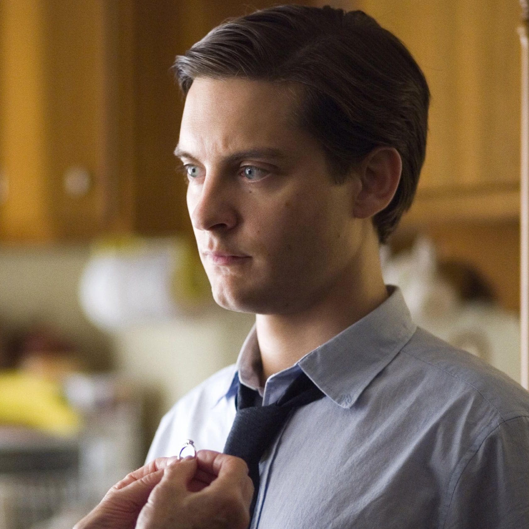 50+ Celebrities With Cleft Chins