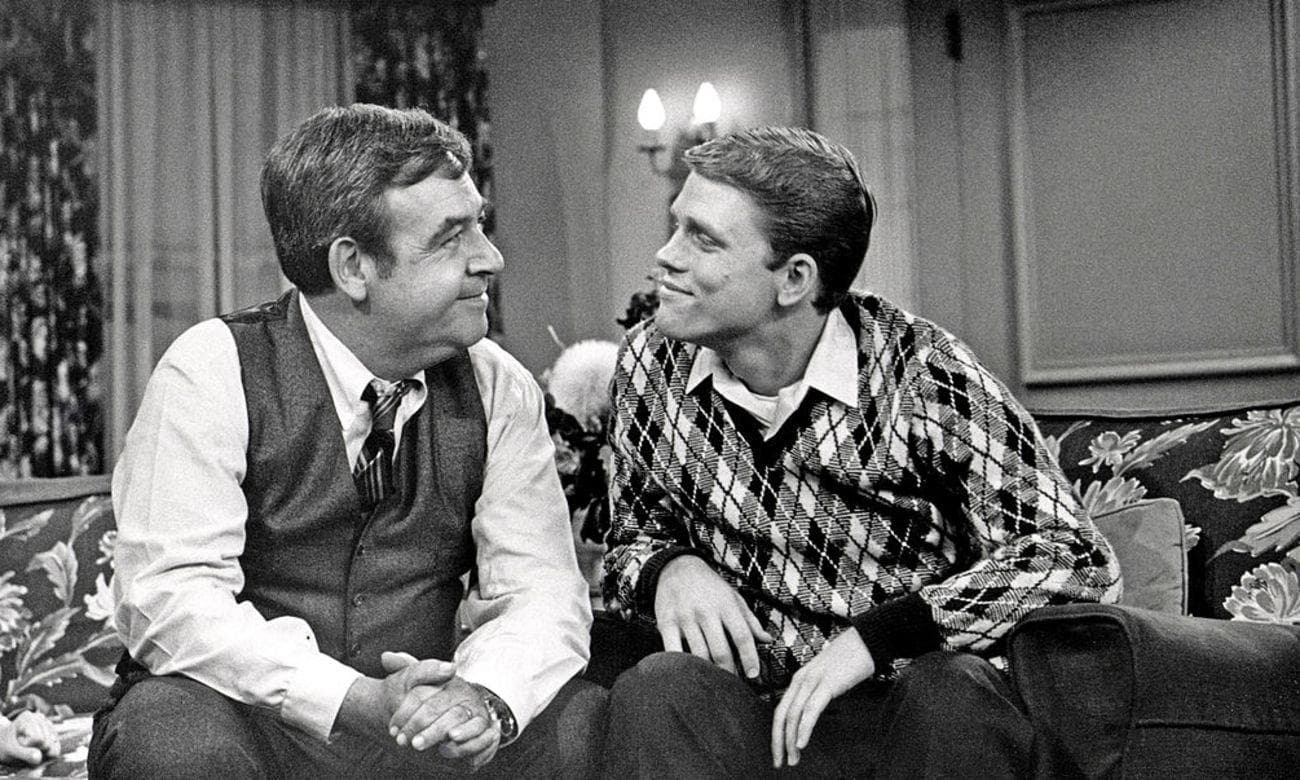 Behind-The-Scenes Stories About Sitcom Dads