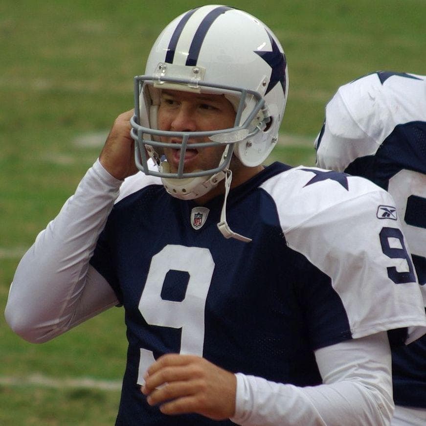 The 25+ Greatest Athletes To Wear Number 9, Ranked By Fans