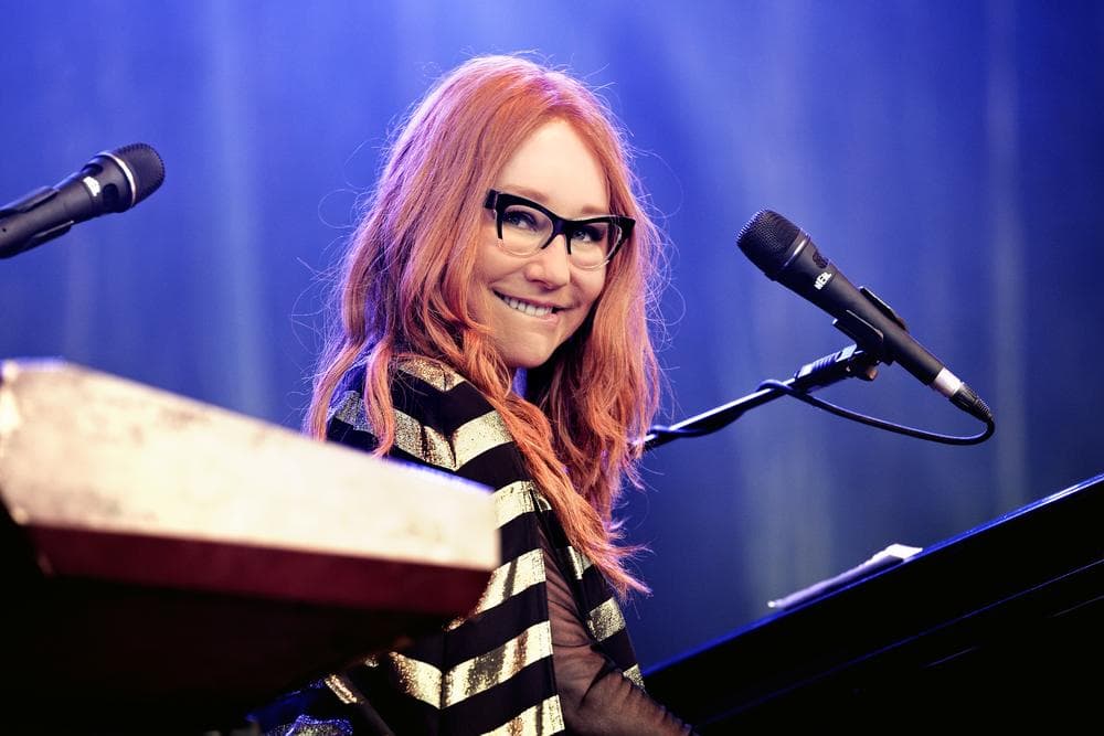 Famous Female Keyboard Players | List of Top Female Keyboard Players