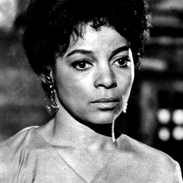 Famous Female TV Journalists | List of Top Female TV Journalists