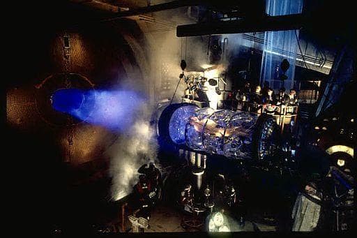 23 Awesome Time Travel Machines From TV & Movies, Ranked