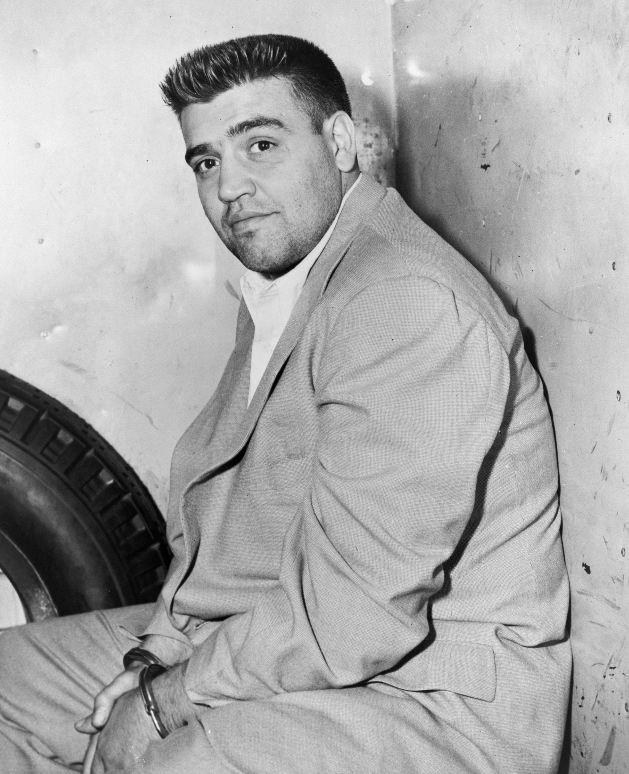 Famous Gangsters | List of the Well-Known Gangsters