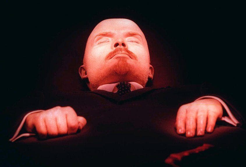 Historical Figures With Preserved Body Parts You Can Still Visit Today