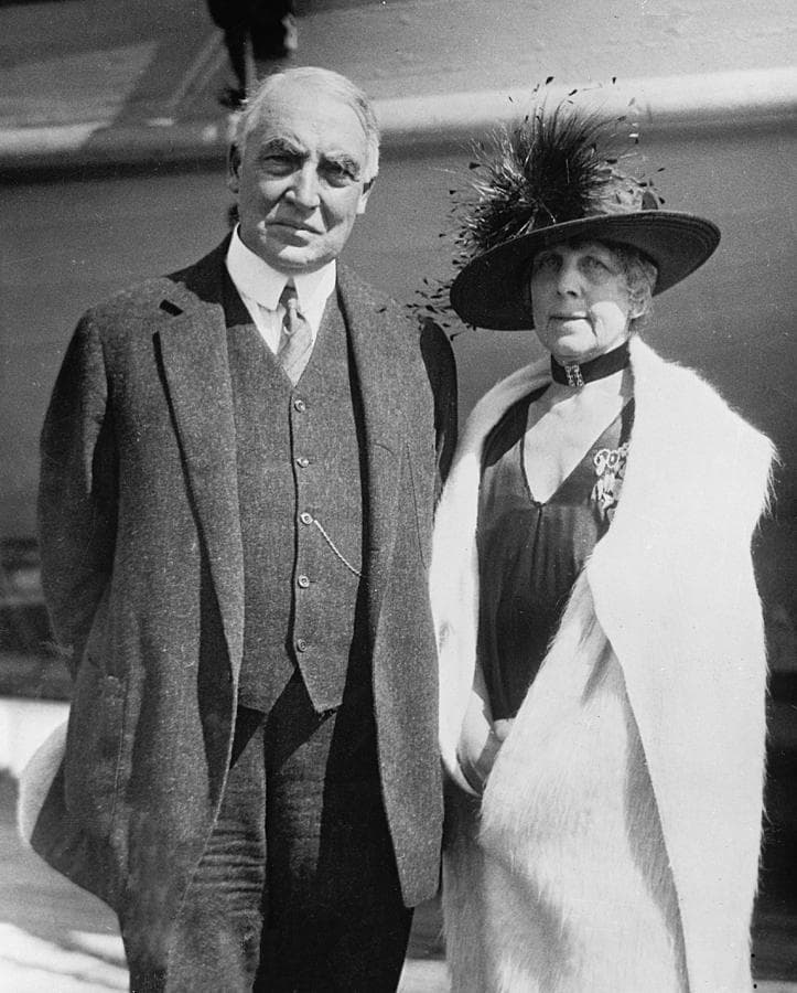 14 Family Values Politicians with Illegitimate Children