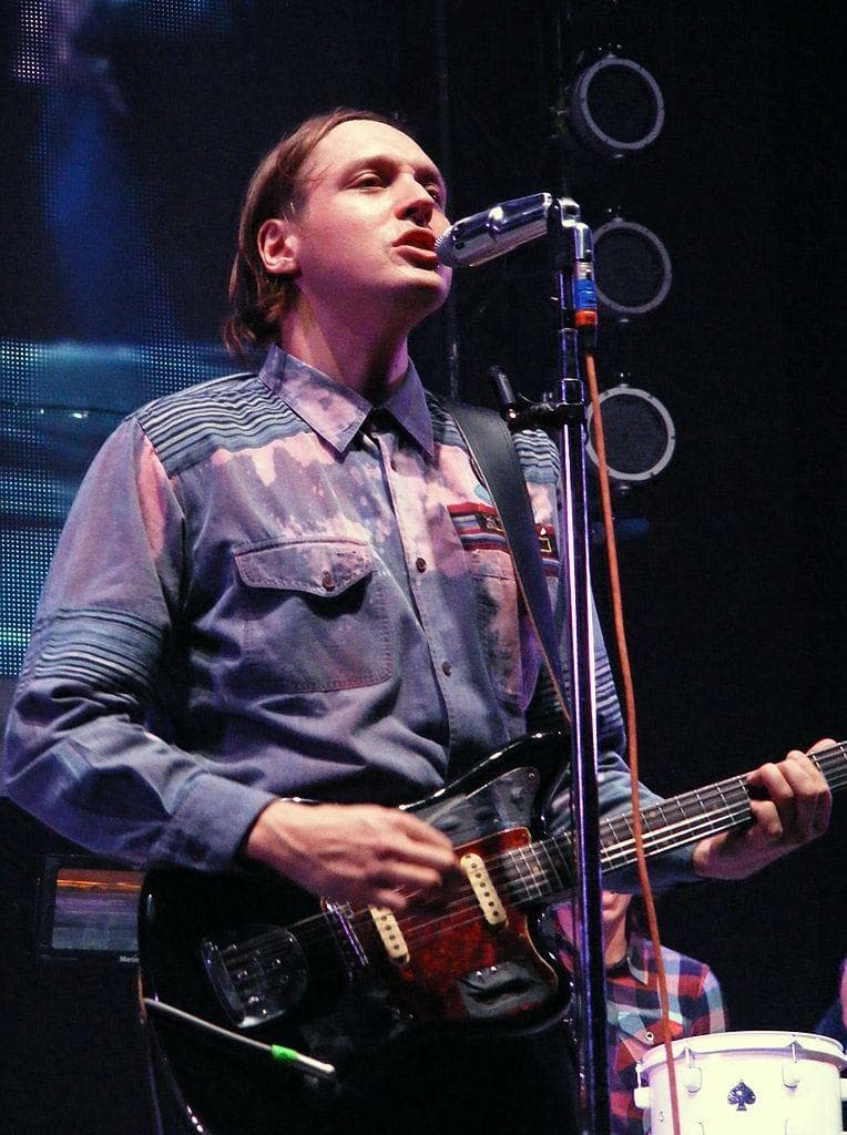 Ex-Mormon Celebrities | Famous People Raised Mormon