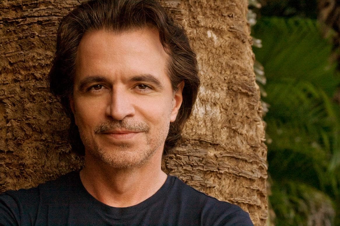 Famous People of Greek Descent | Celebrities Who Are Greek