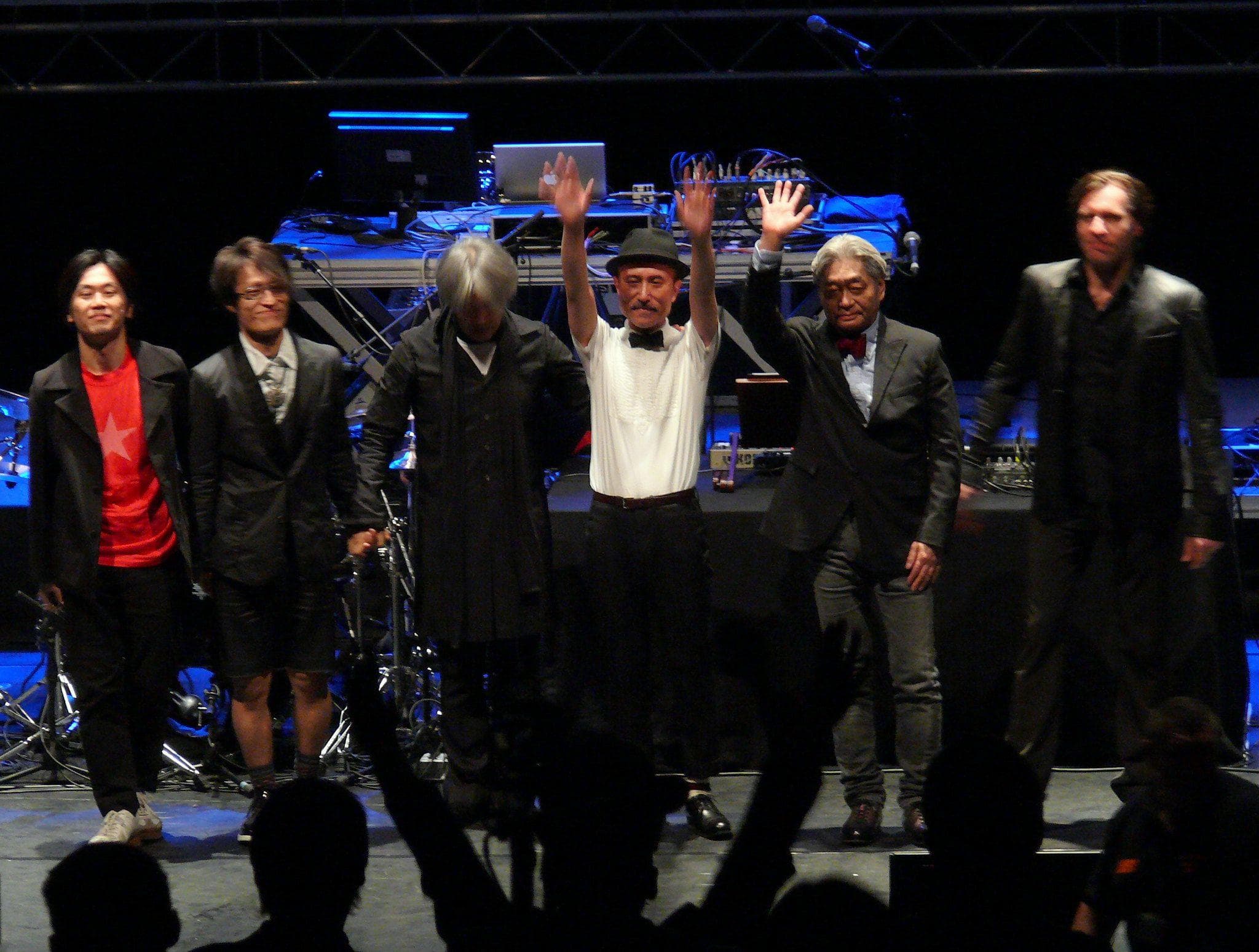 Electronica Artists List | The Most Influential Electronic Musicians