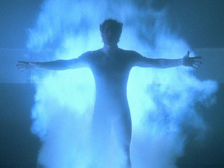 23 Awesome Time Travel Machines From TV & Movies, Ranked