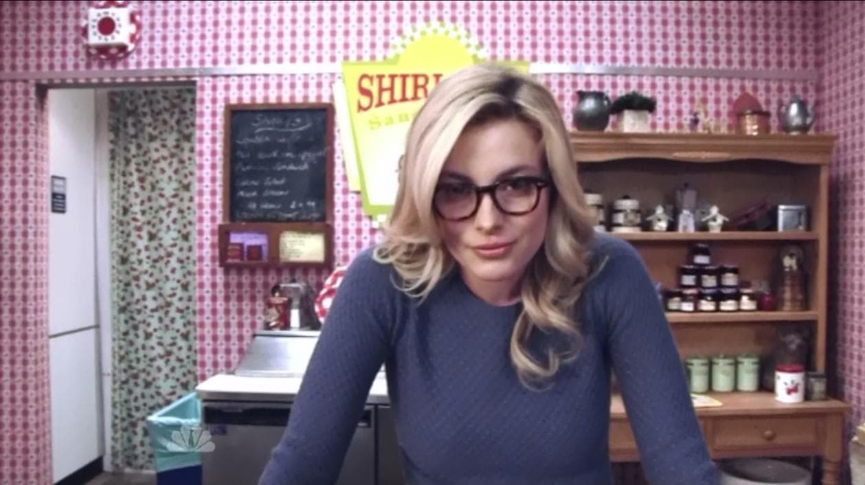 25 Fictional Female Characters Who Wear Glasses, Ranked