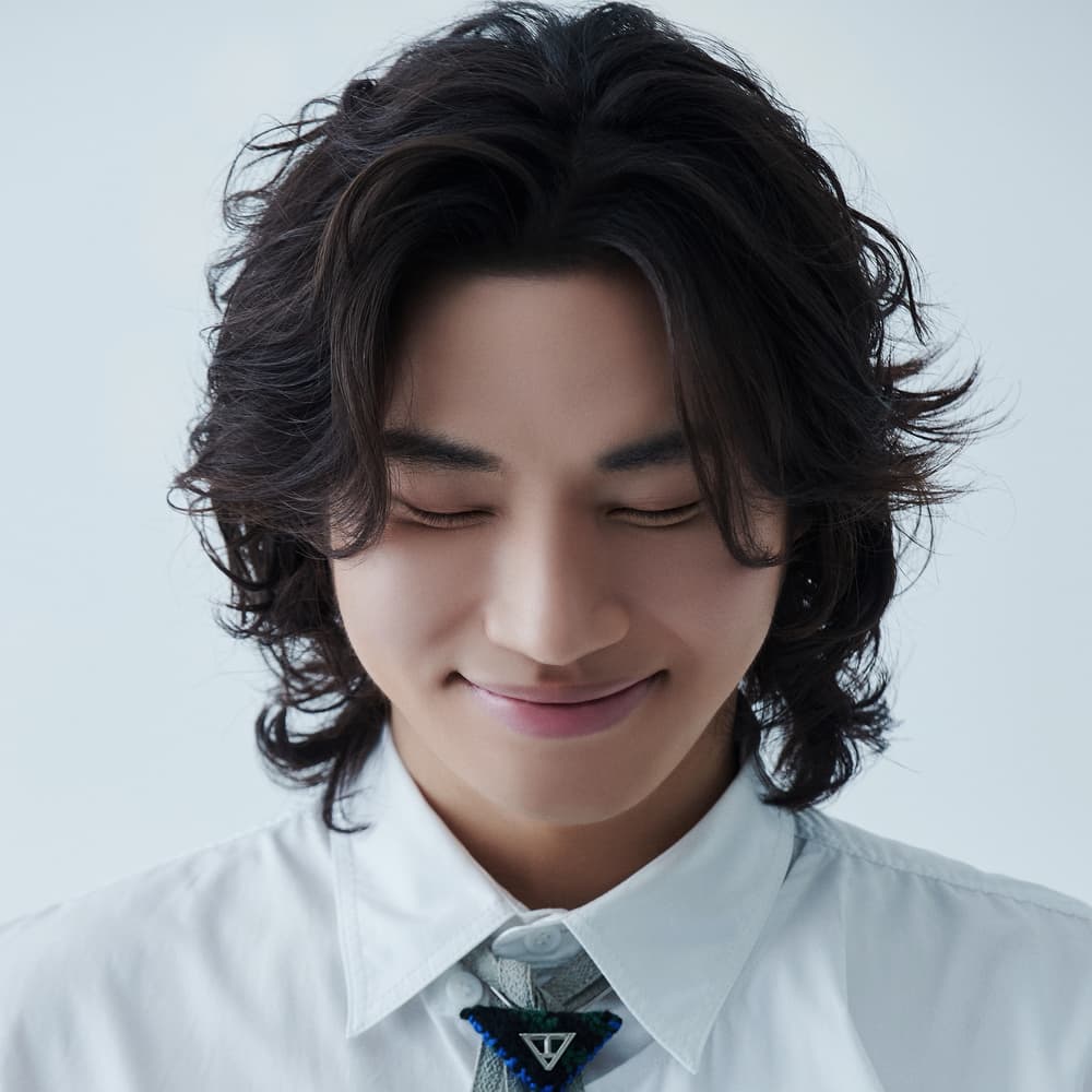 The 15 Best K-Pop Idols With Big Noses, Ranked By Fans