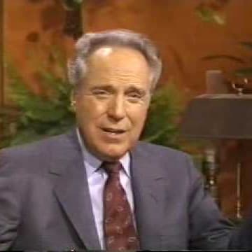 Famous Televangelists | List of Popular TV Preachers & Pastors