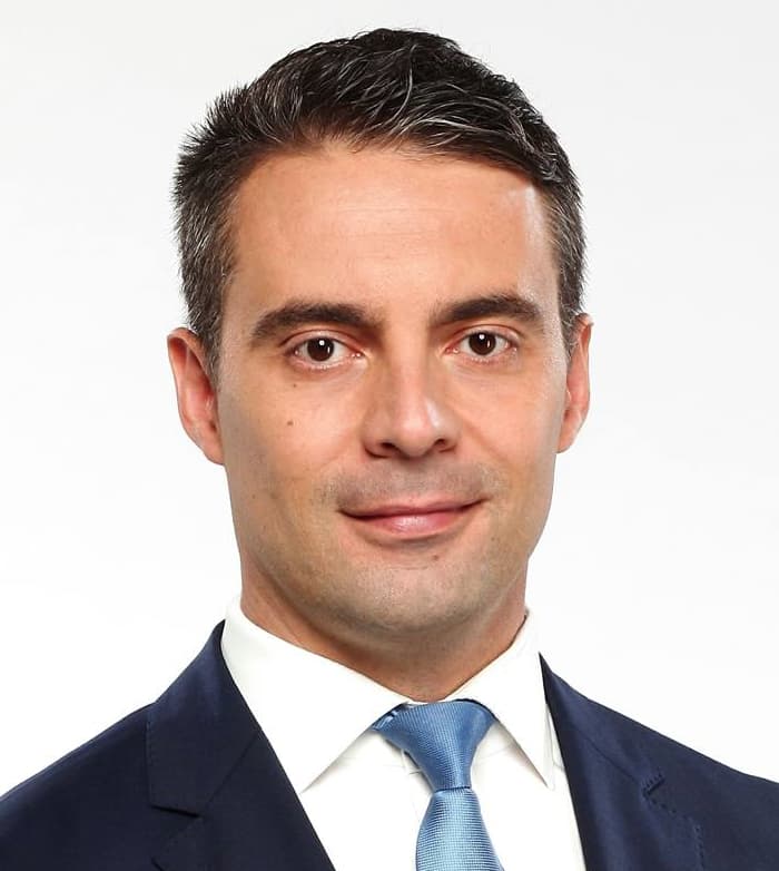 25+ Hot Male Politicians Who Are Beyond Attractive