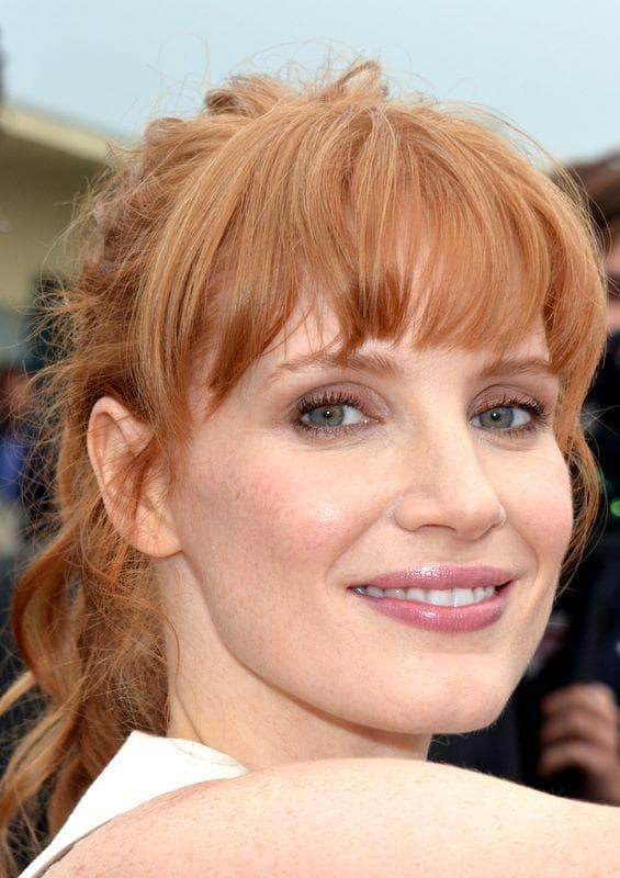 50 Celebrities Who Know How To Rock Bangs