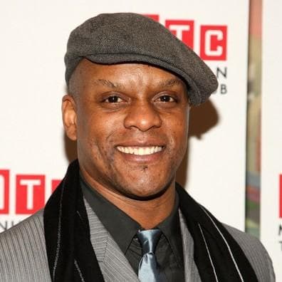 Famous Zimbabwe Actors | List of Actors from Zimbabwe