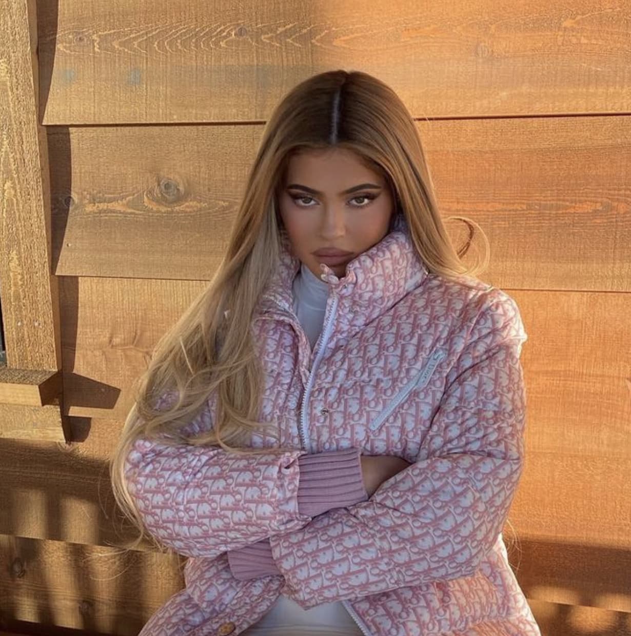 The Cold Makeup Look: Here's How Celebs Have Rocked It