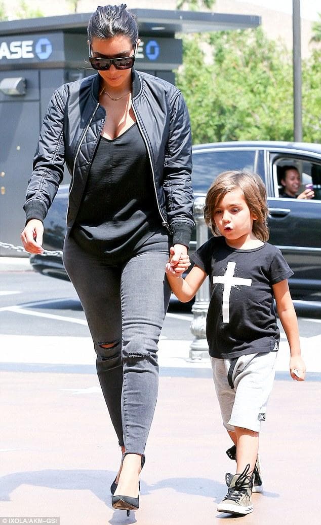 Famous People Allergic to Peanuts | Celebrities with Peanut Allergy