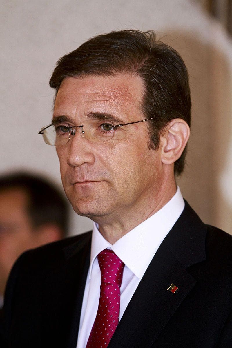 25+ Hot Male Politicians Who Are Beyond Attractive